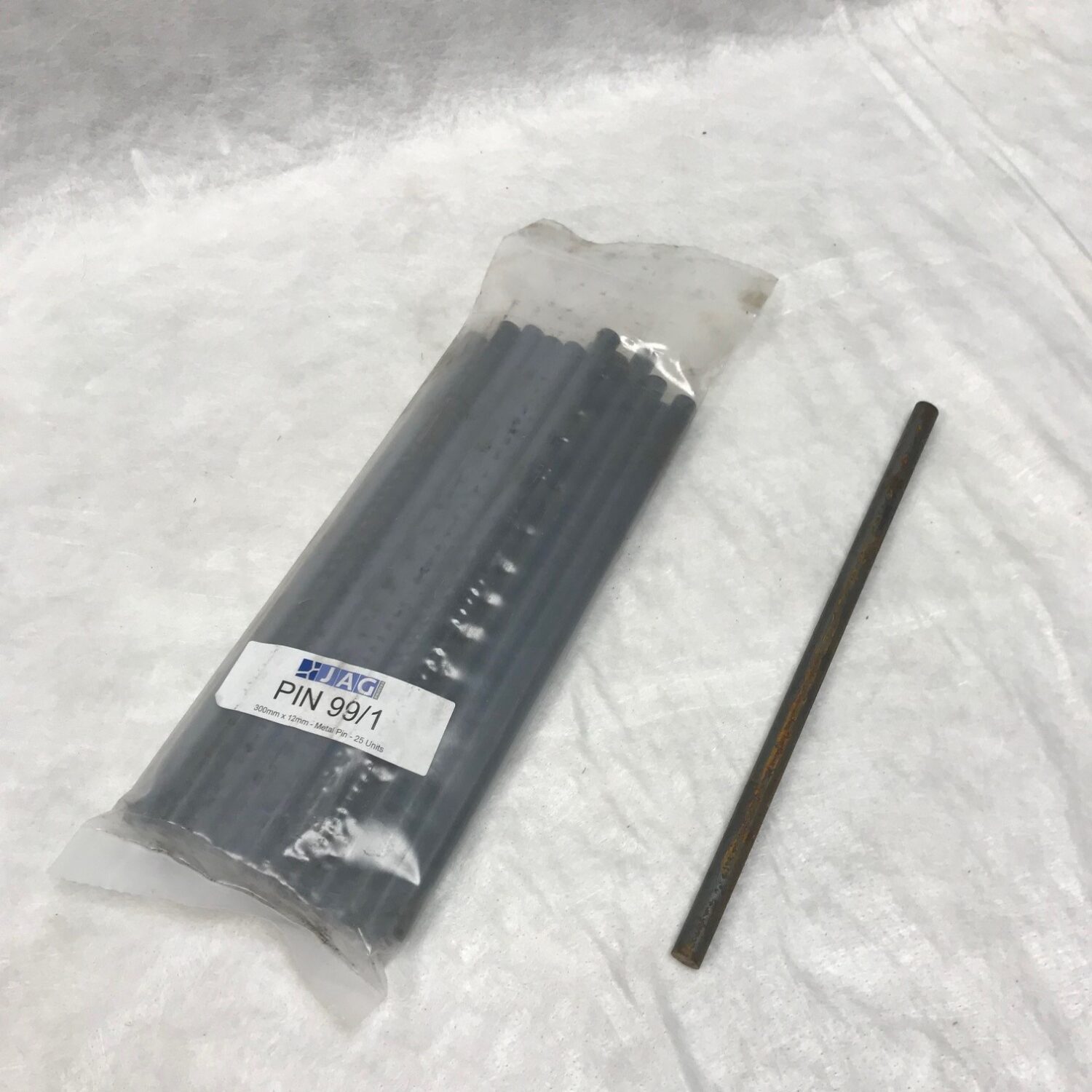 Metal pins 300mm x 12mm